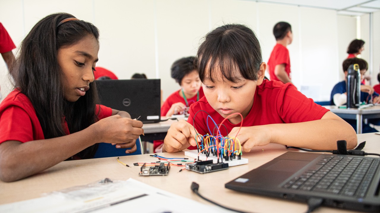 OIST × Onna Children's School of Science was conducted in person for the first time in three ...